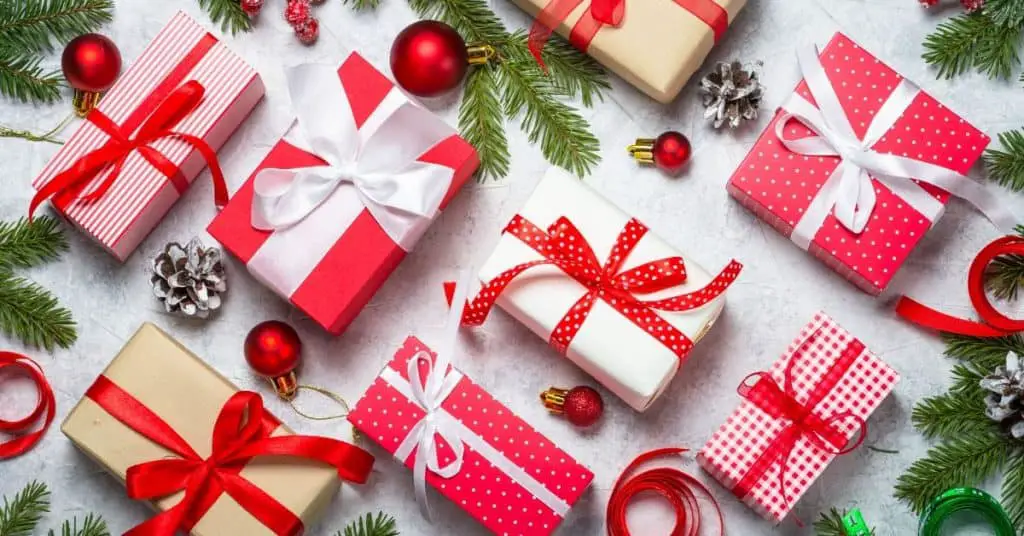 The Best Stocking Fillers Under £1 - Open for Christmas